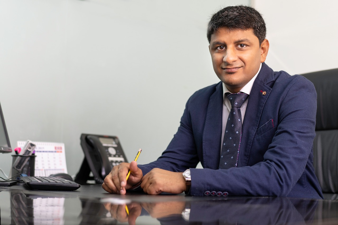 Management Team – ROBTSTONE